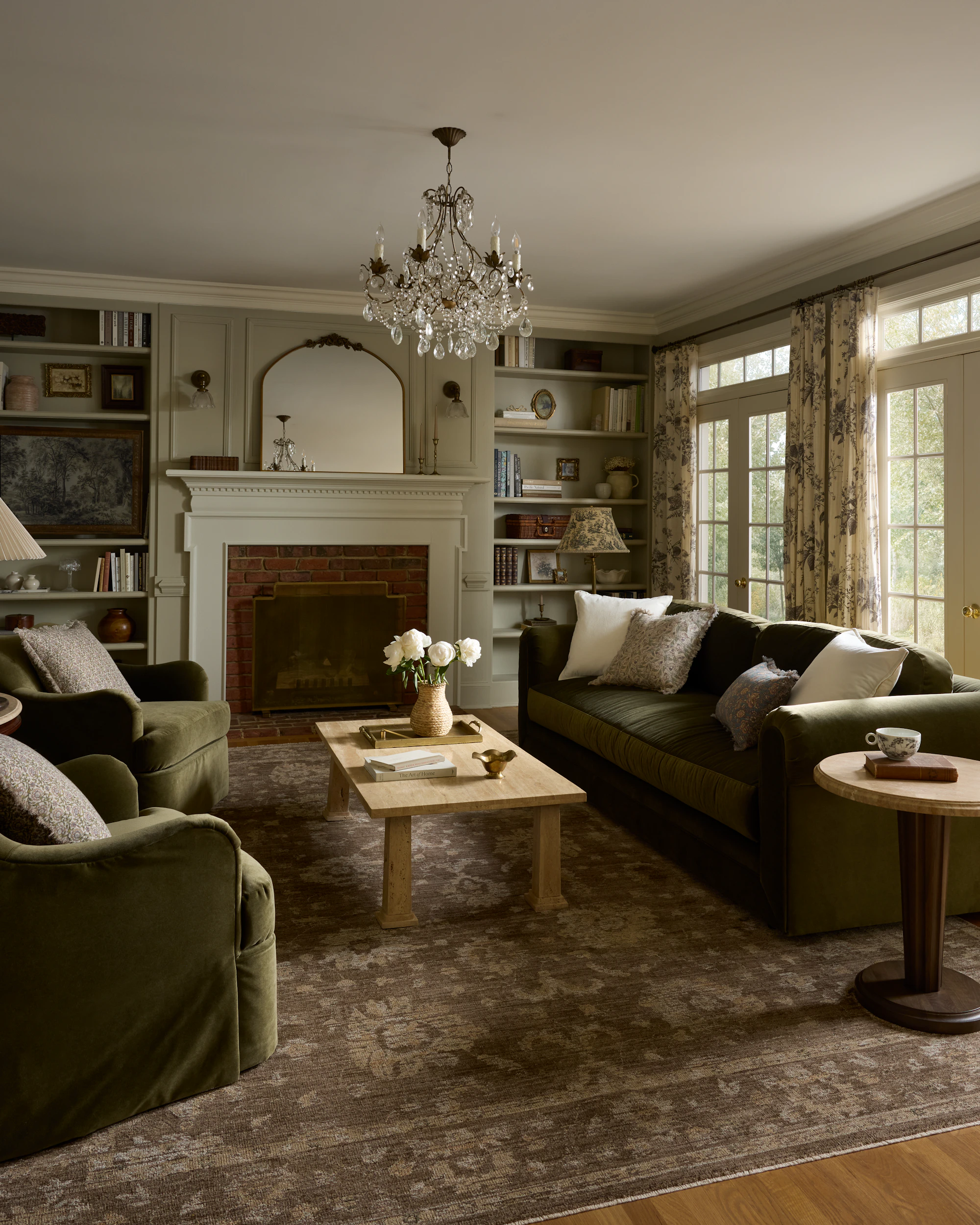 Seraphina Sofa | Joon Loloi