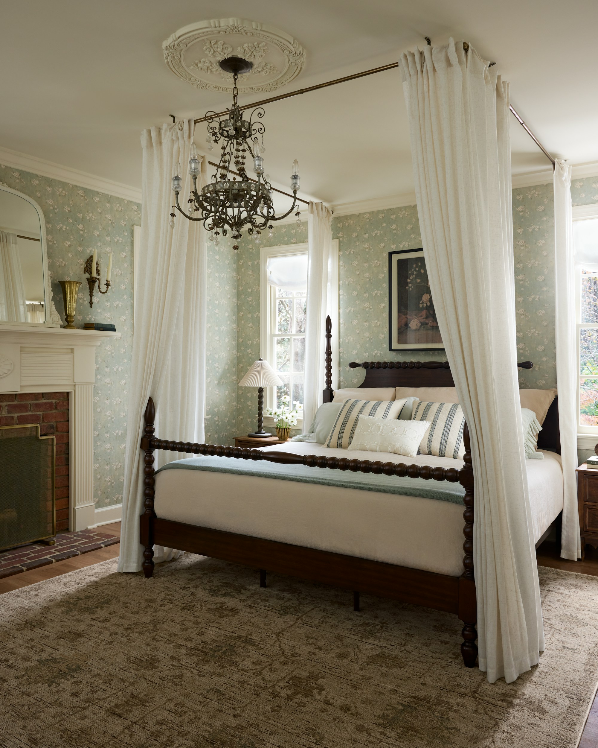 Mindie Rug | Joon Loloi